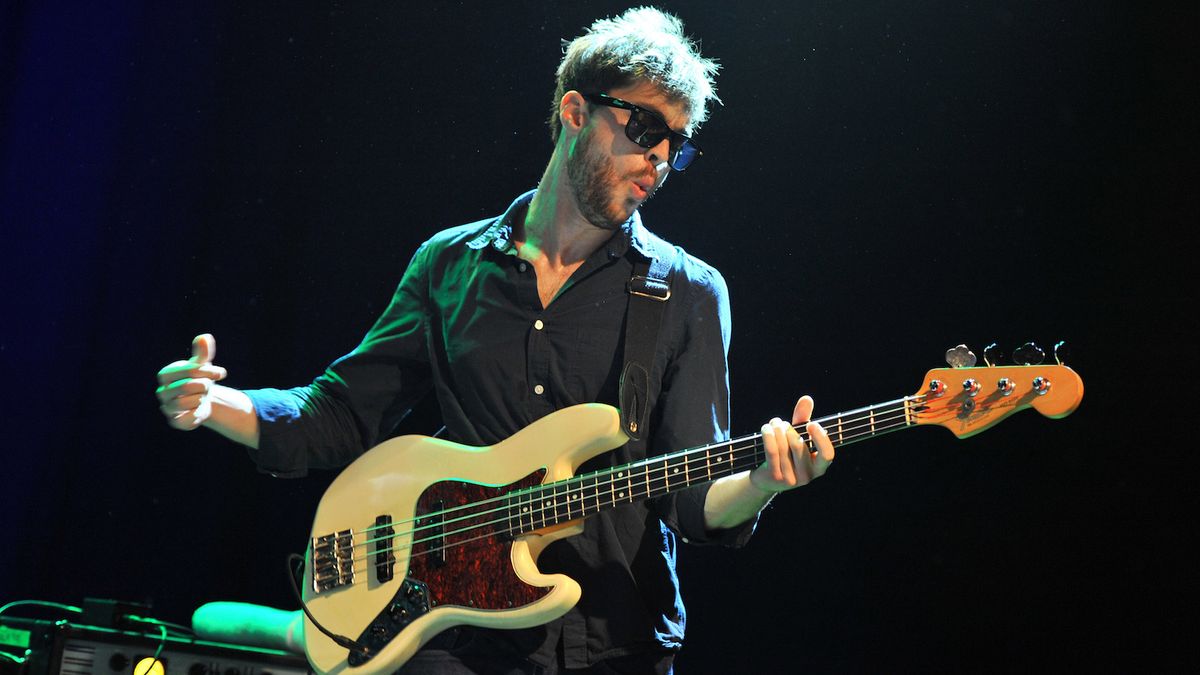 Joe Dart - BASSE EN LIGNE