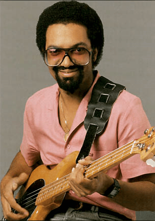 Louis Johnson - Le guerrier - BASSE EN LIGNE