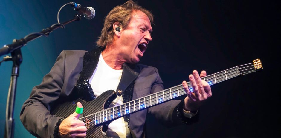 Mark King - BASSE EN LIGNE